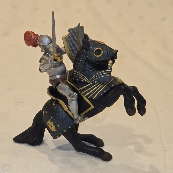 papo | Toys | Papo Green Gallant Knight And Steed Action Figure Set ...